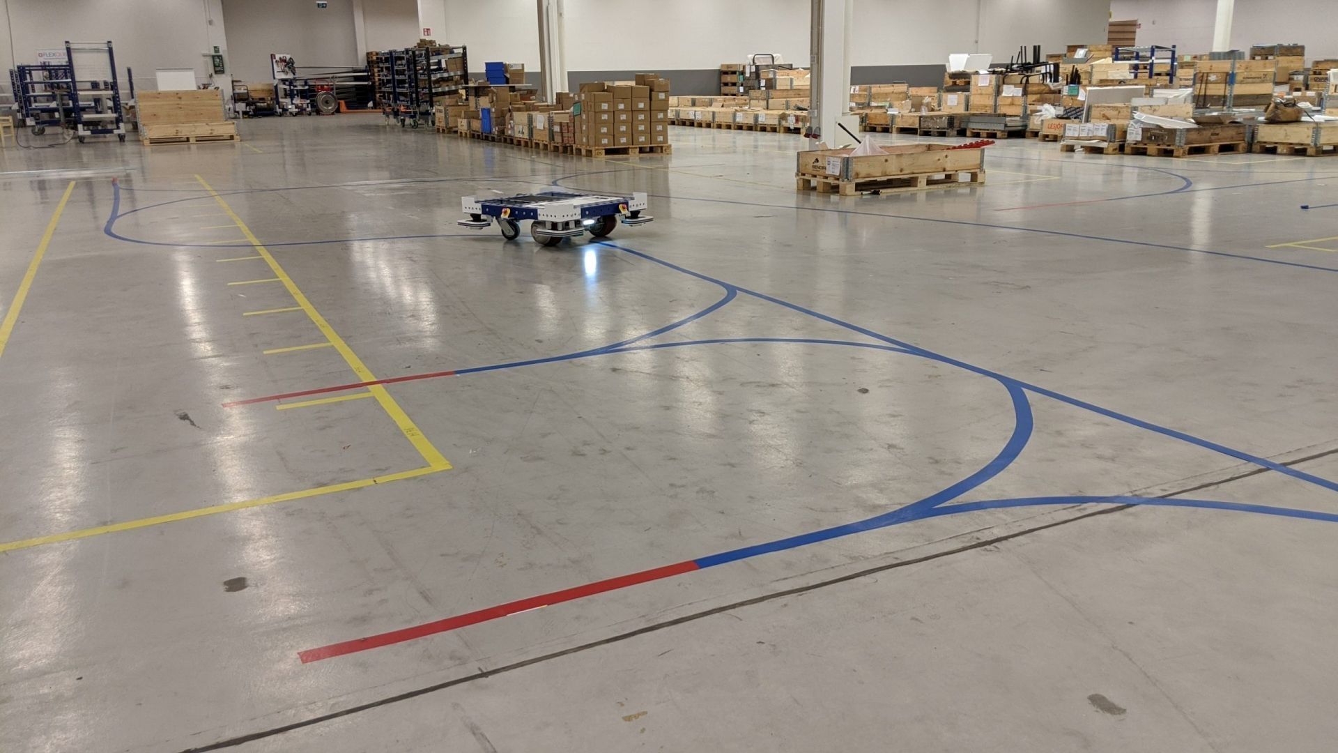 The Basics of AMR Robots | FlexQube