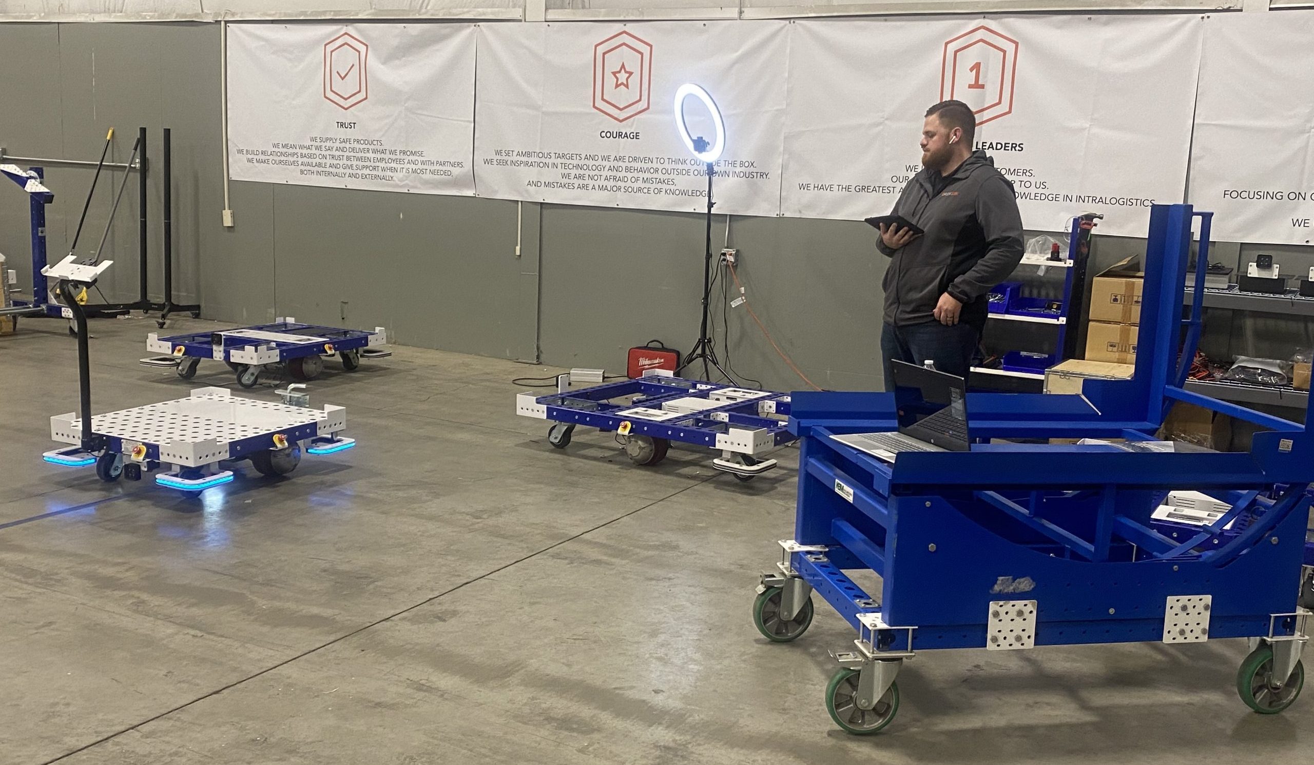 Improving Productivity Using Automated Material Handling Systems | FlexQube