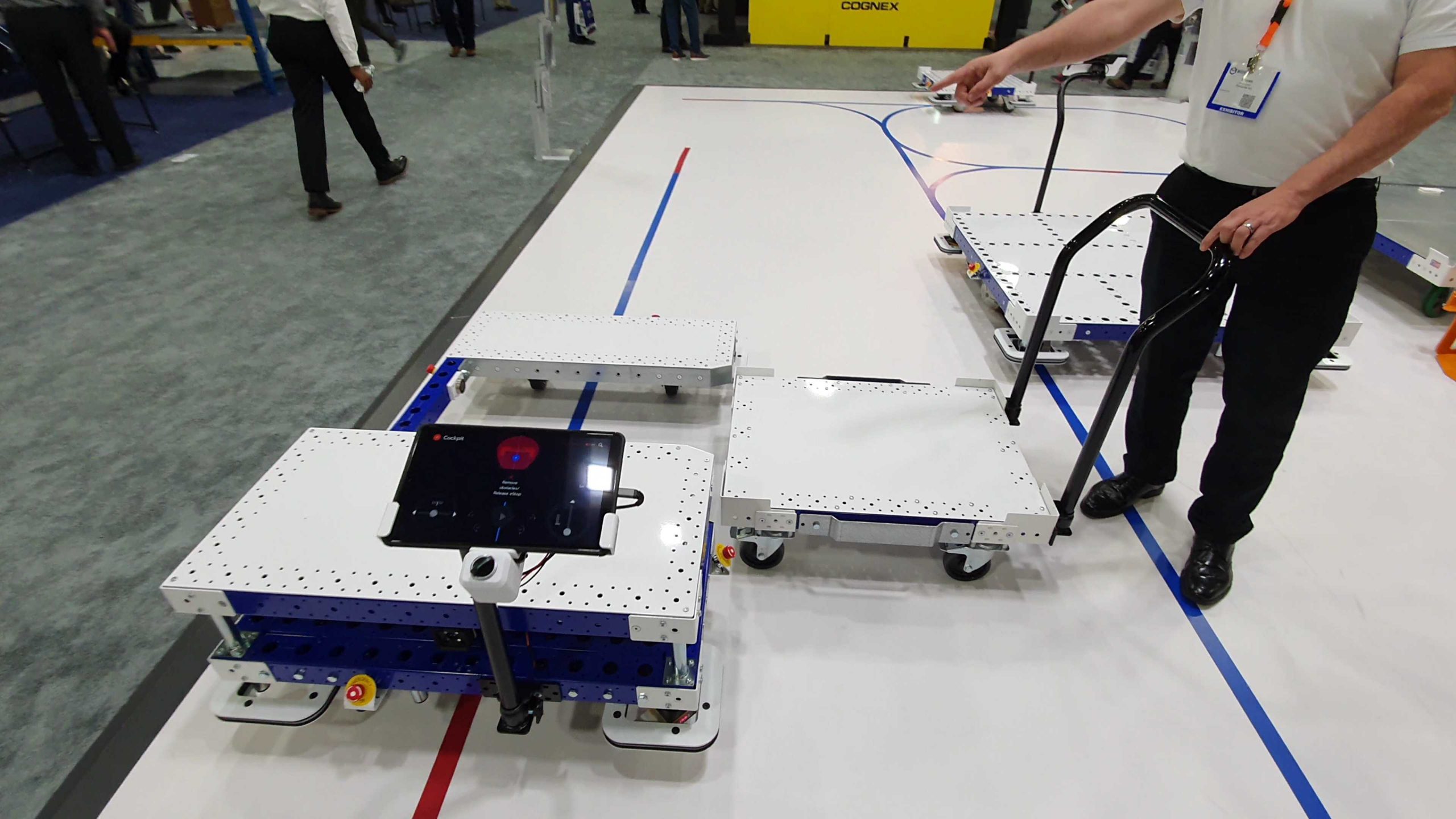 The 6 Most Common Questions about the AGV System | FlexQube
